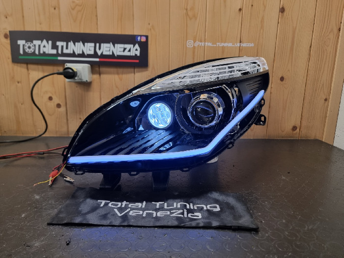 Scenic 09-2012 full led bi led+led tube :: Total Tuning Venezia